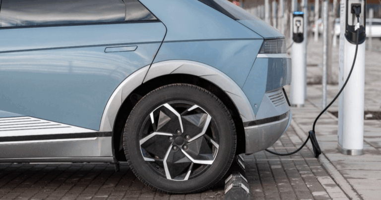 Tips Memilih Ban Mobil Listrik yang Tepat - thetransicon